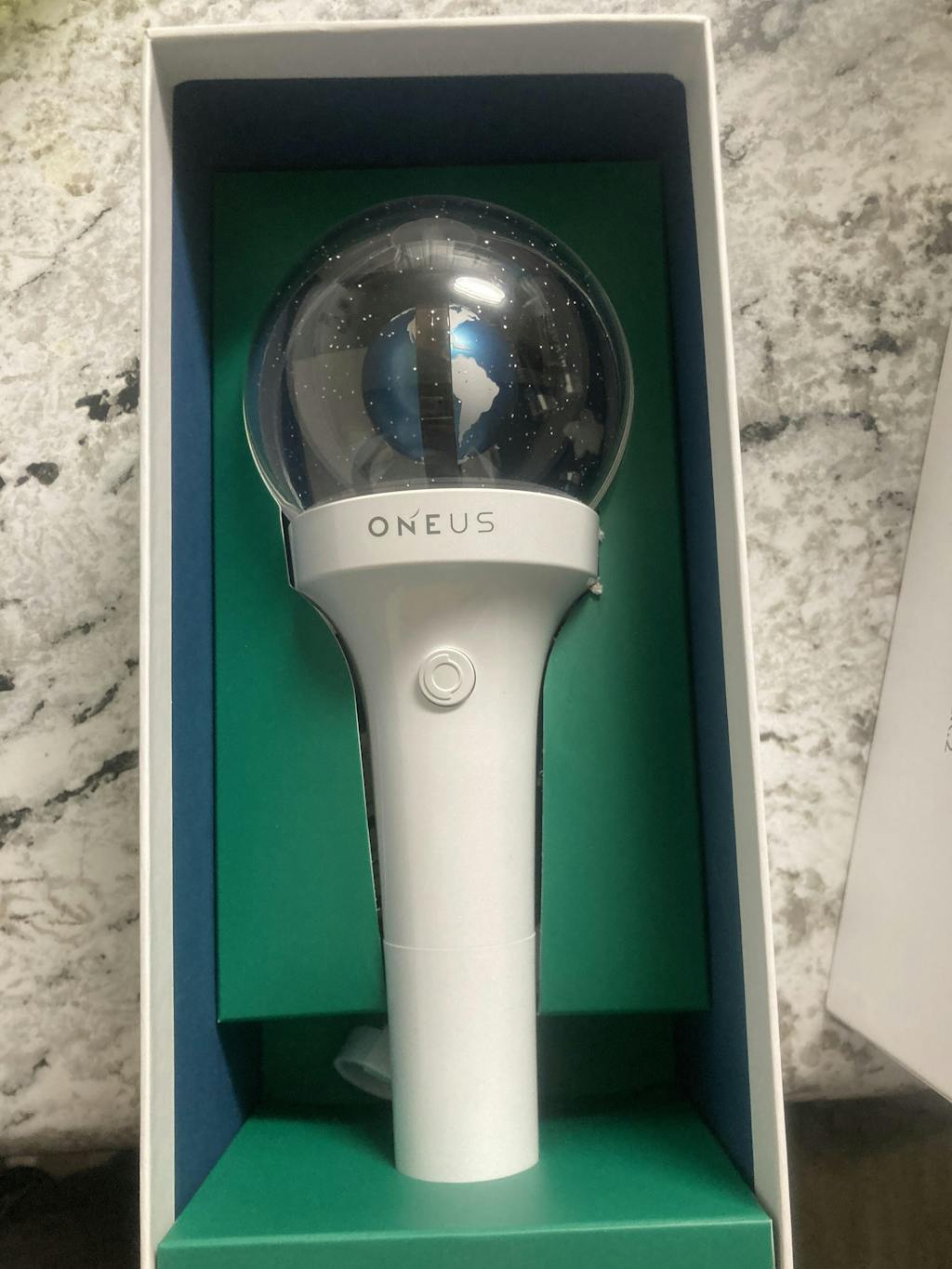 원어스 | ONEUS OFFICIAL LIGHT STICK VER.2+1 POB– Music Plaza