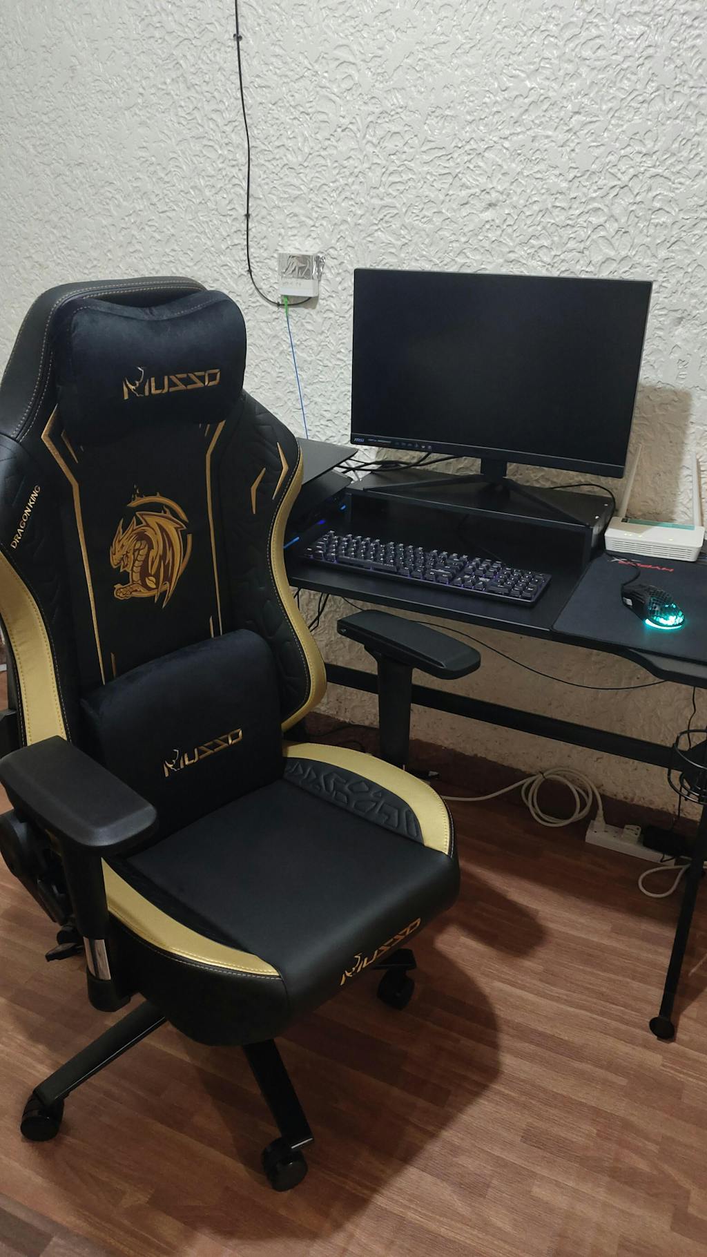 MUSSO Throne Series PU Leather Computer Gaming Chair 330A XL SIZE