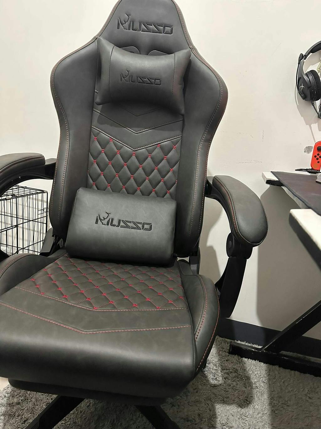 MUSSO Retro Series PU Leather Computer Gaming Chair with Footrest Shar