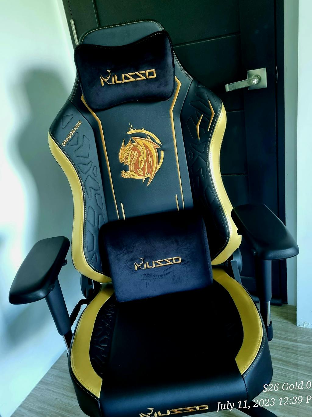 MUSSO Throne Series PU Leather Computer Gaming Chair 330A XL SIZE