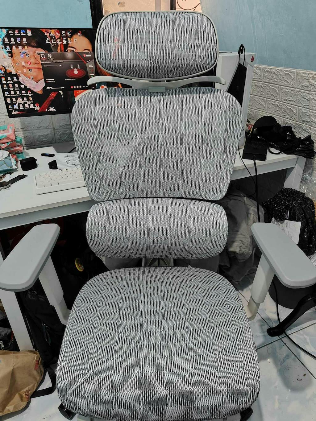 MUSSO E600 PRO Ergo Chairs 3D Handrail and Adjustable Headrest Ergonom