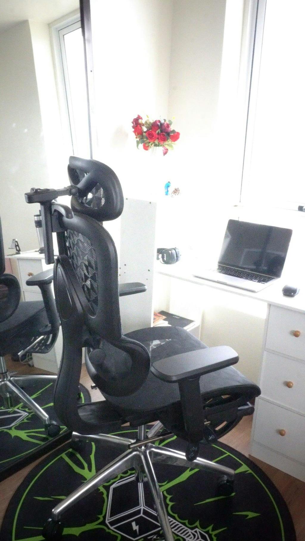 MUSSO E600 PRO Ergo Chairs 3D Handrail and Adjustable Headrest Ergonom ...