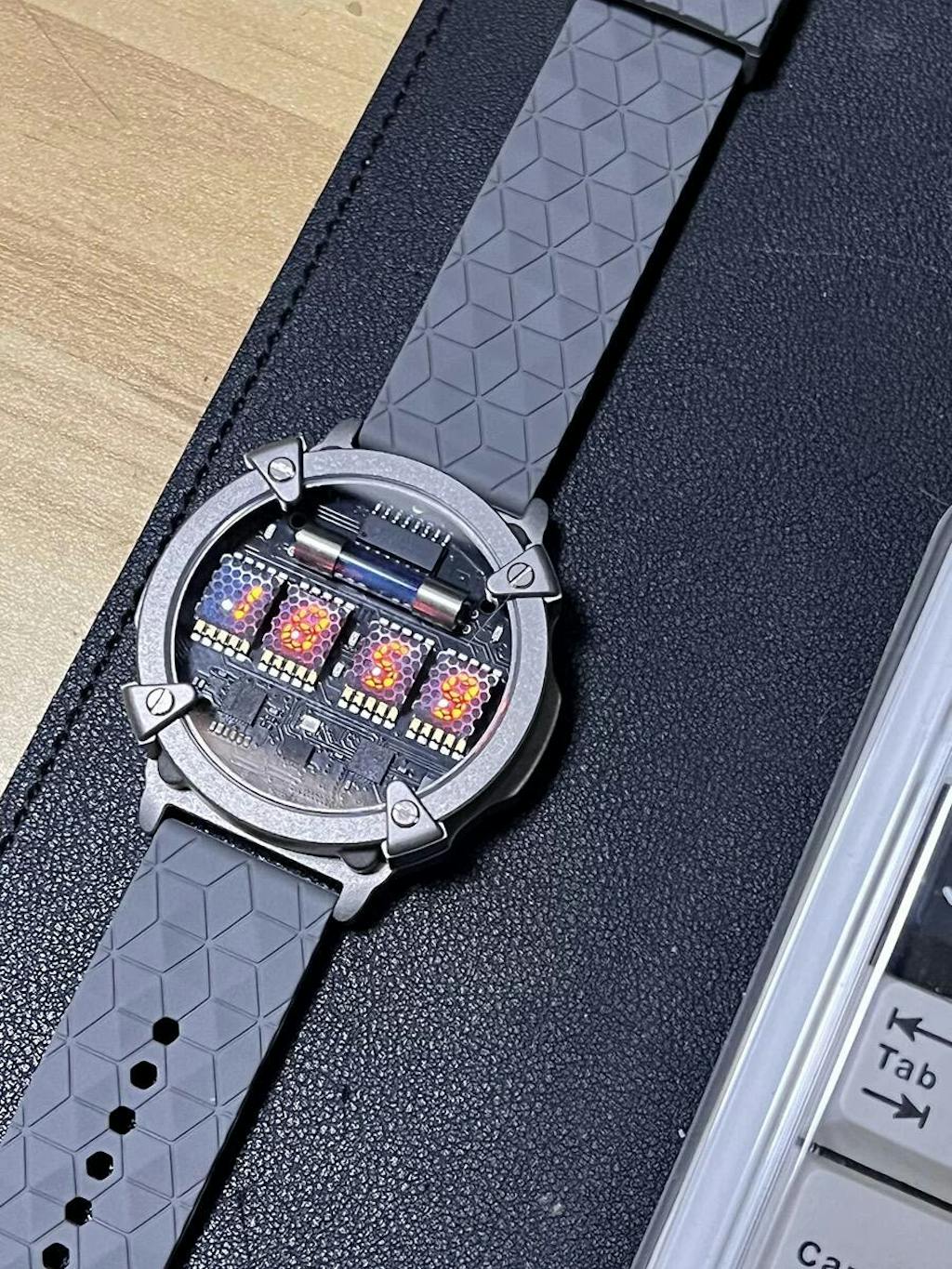 Nixie Tube Watch Ⅱ - Titanium -Handmade- Metro watch - MXGZS - Cyberpunk