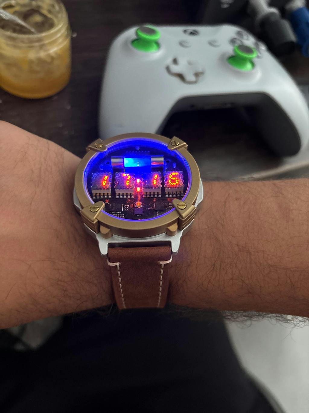 Nixie Tube Watch Ⅱ - Golden -Handmade- Metro watch - MXGZS - Cyberpunk