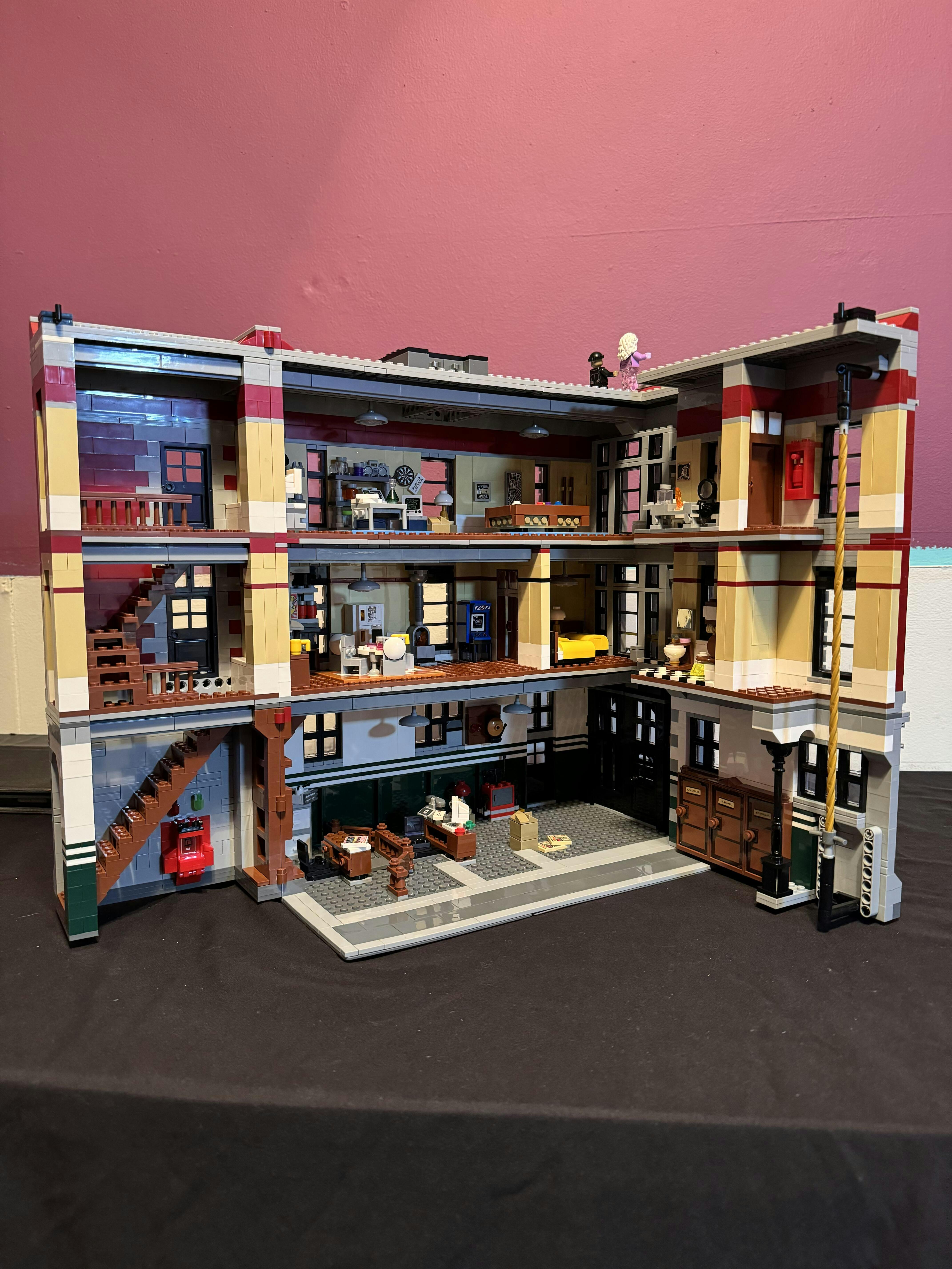 MOC 16001 Ghostbusters Firehouse Headquarters compatible 75827 - My Building Blocks Shop