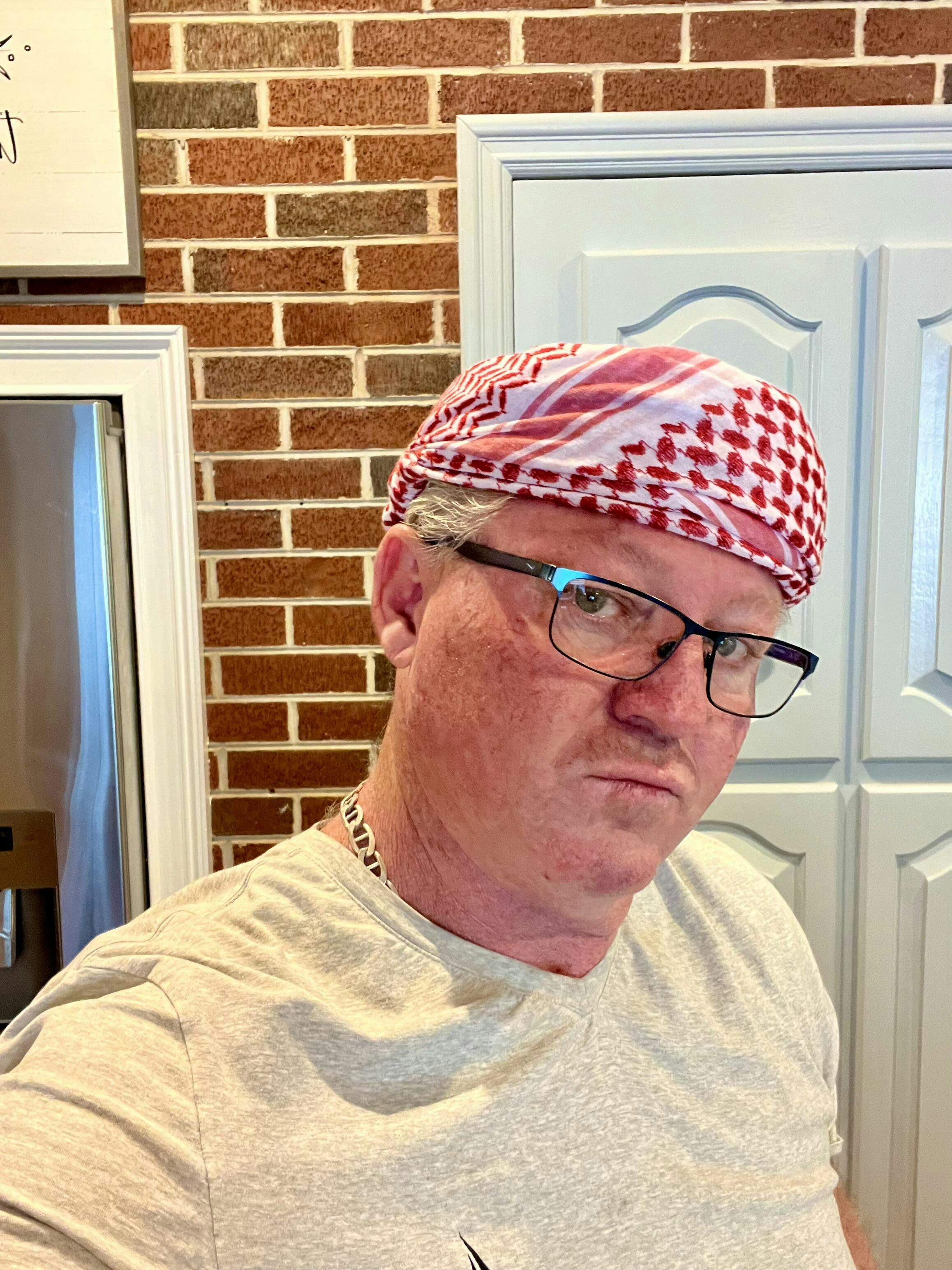 Kids Ready Made Red & White Arab Hat Shemagh Keffiyeh