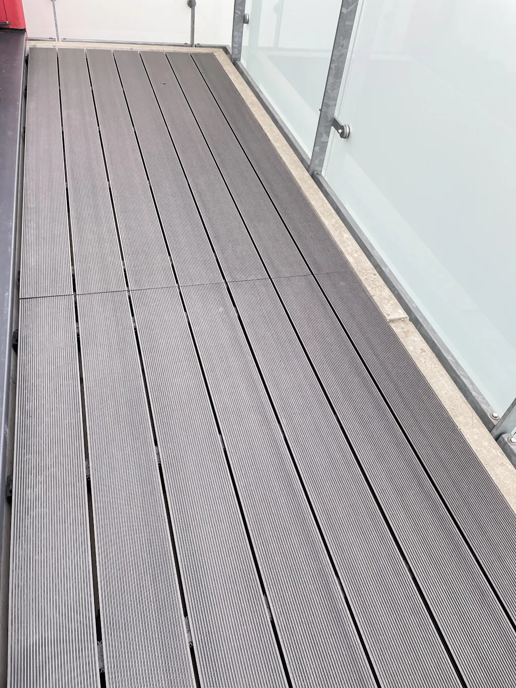 WPC-Hohldiele Basic Schiefer 400cm ab 28,14€ | myHarry – myHarry™