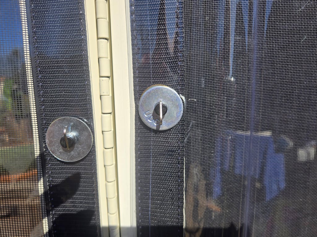 Tarp Toggle Fasteners: Stayput Toggle Fasteners Tarp Fasteners 10-Pack ...