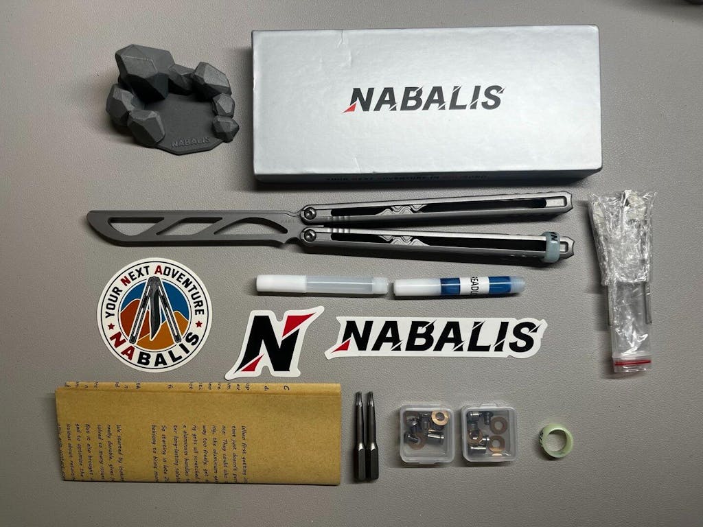 6 Easy Balisong/ Butterfly Knife Beginner Tricks to Practice