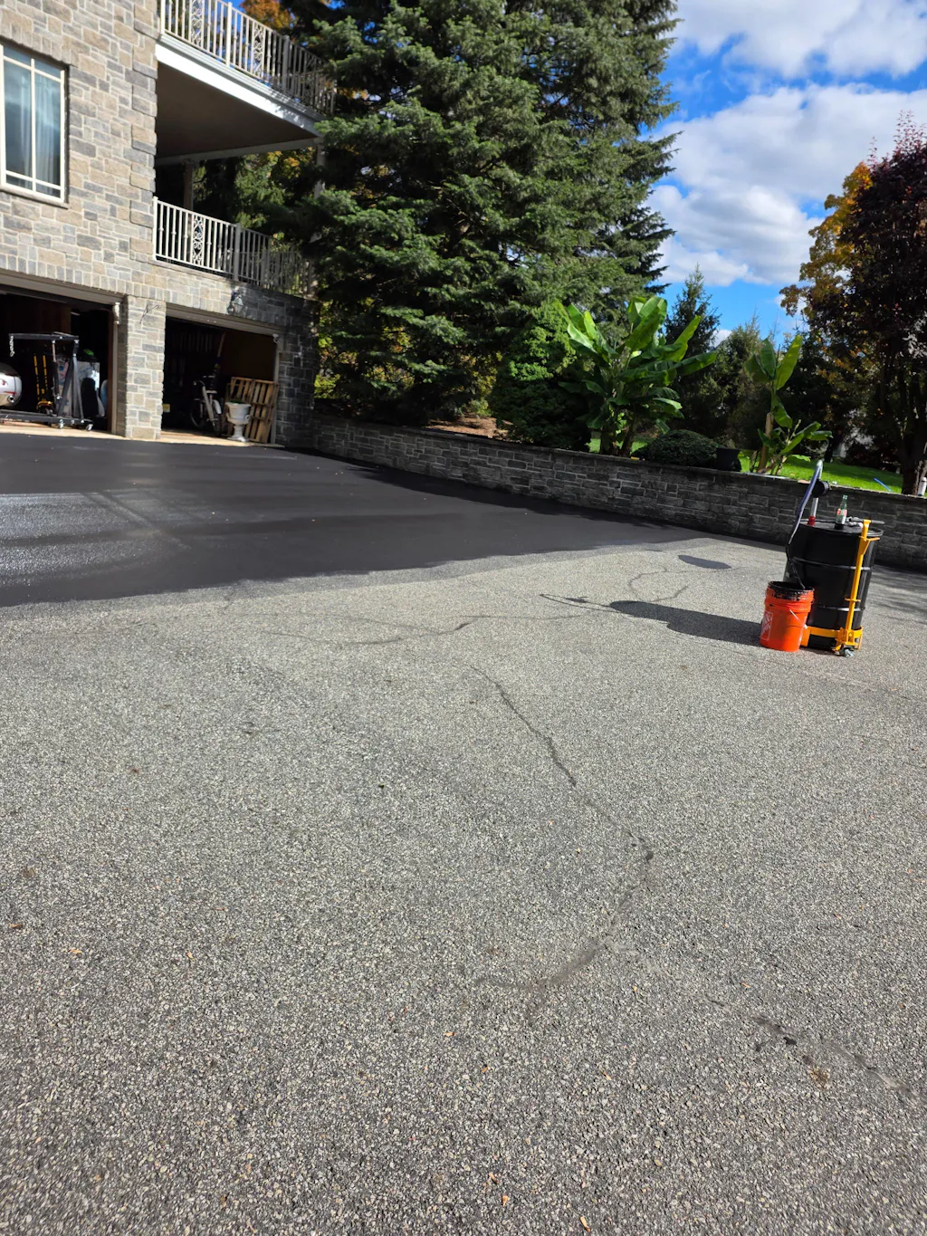 NEYRA Tarconite Coal Tar Sealer | 55 Gal Drum