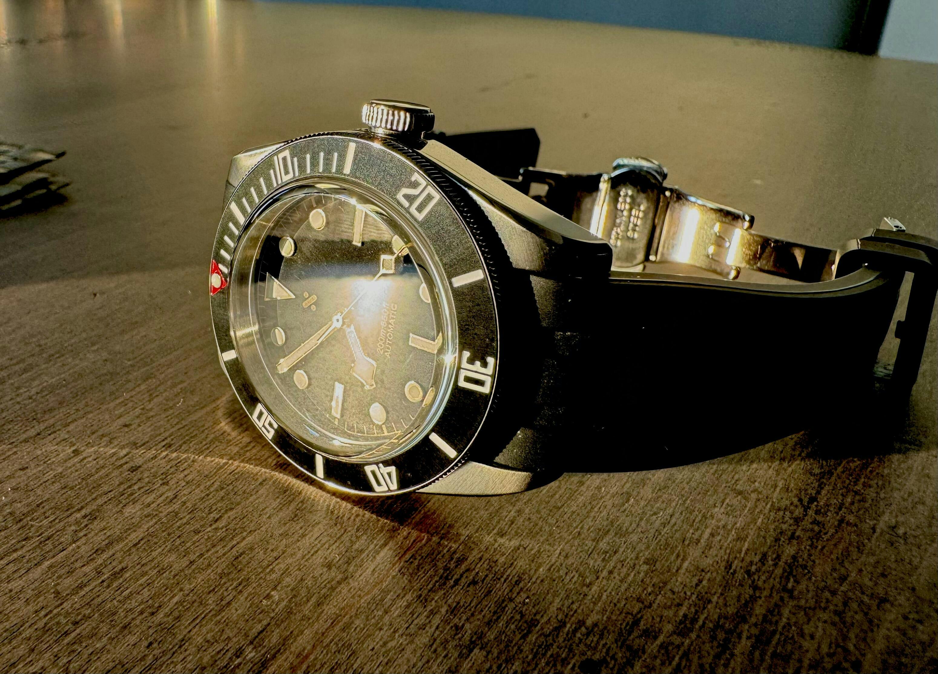 Watch Dial: Vintage Tropical Divemaster | namokiMODS