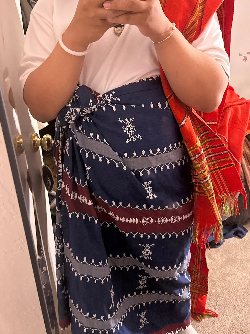 Handwoven Yakan Headscarf – Traditional Filipino Saputangan – Narra Studio