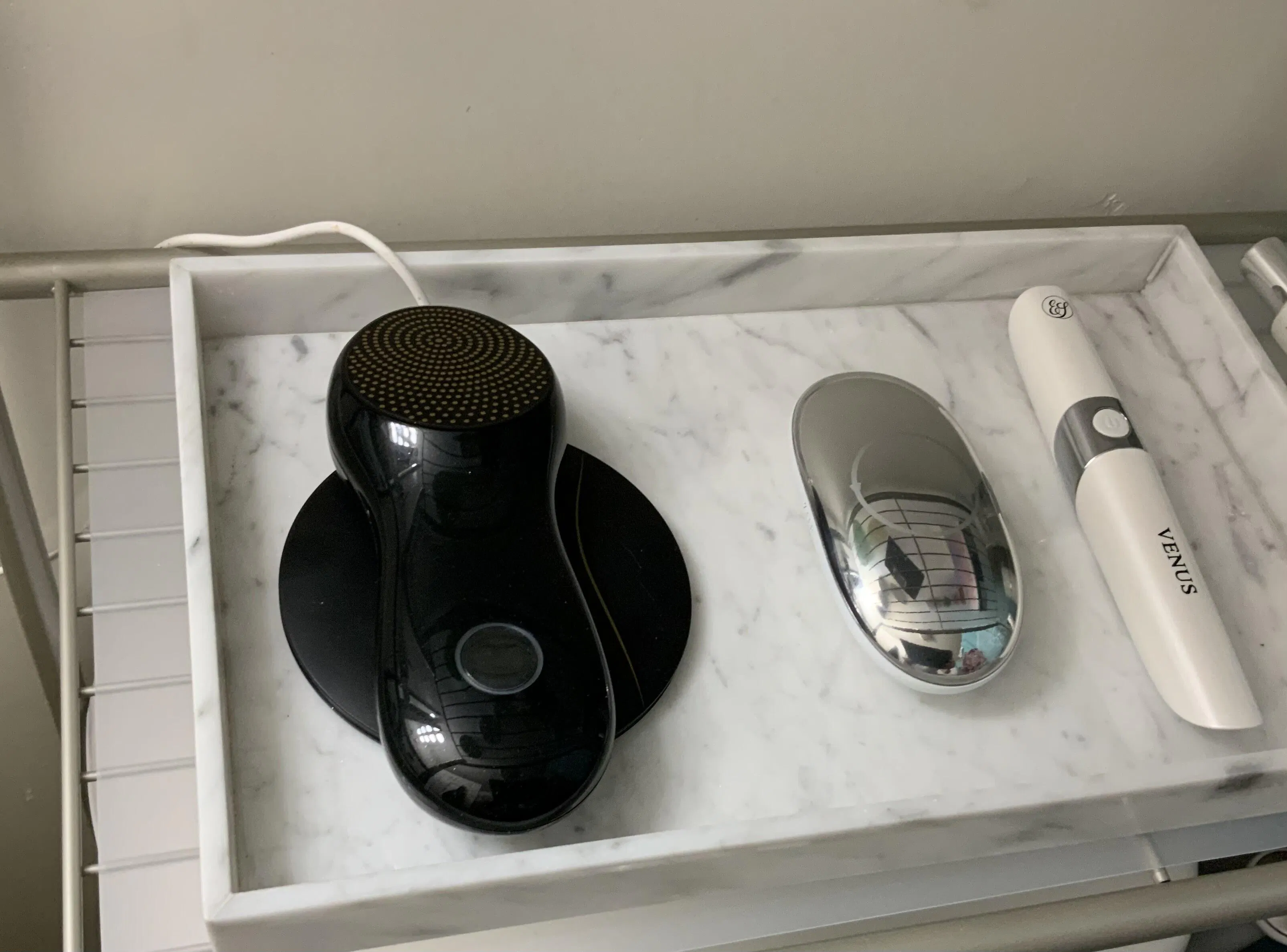 Nebulyft N1 Multipolar Micro-RF Anti-Aging Device – nebulyft