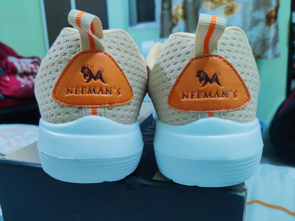 Buy Everyday Basic Sneakers For Men & Women Online - Neemans – Neeman's