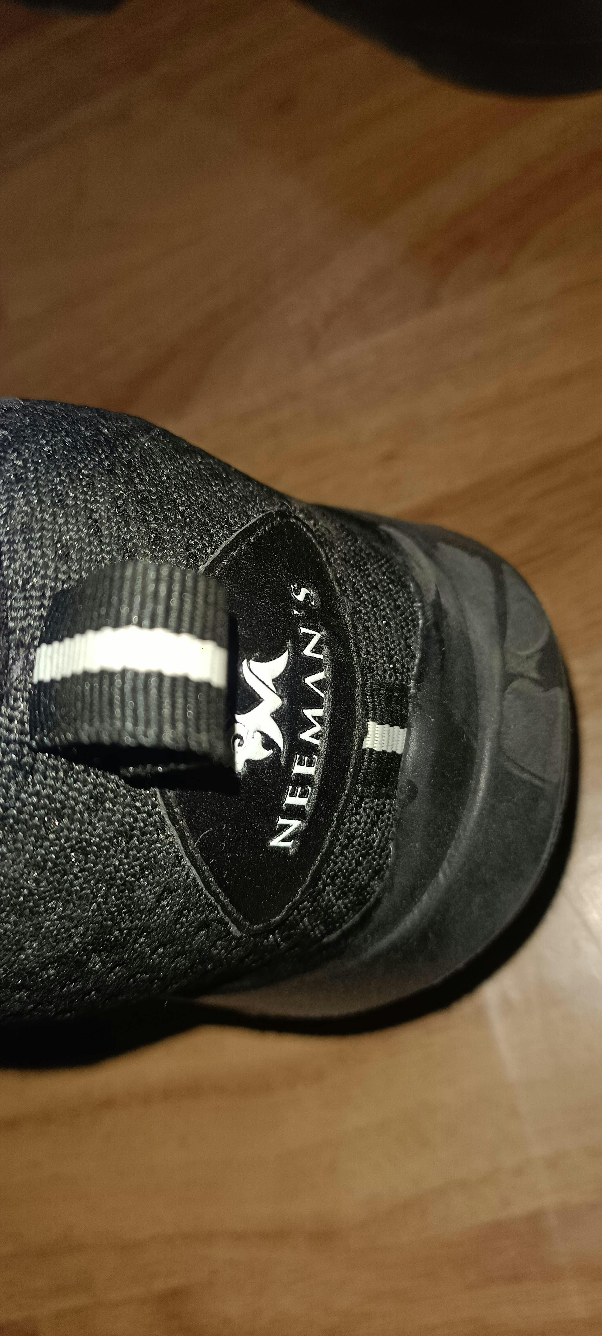 Buy Everyday Basic Sneakers For Men & Women Online - Neemans