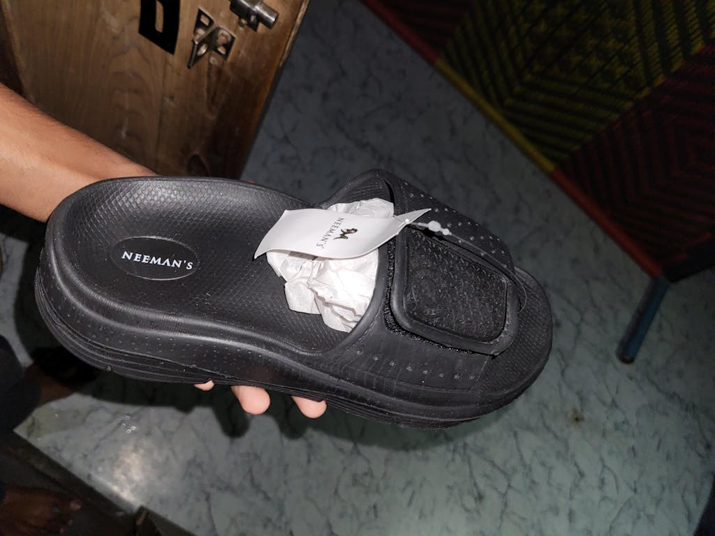 Jumbo Slides : Black