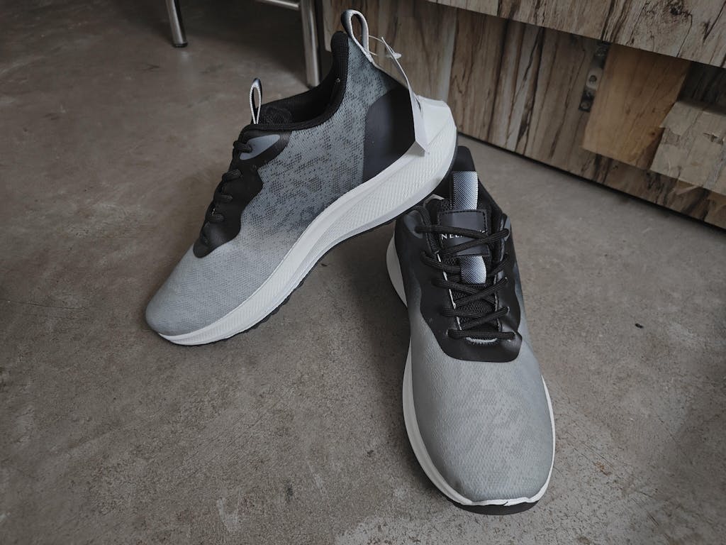 The Spiffs : Grey-Black