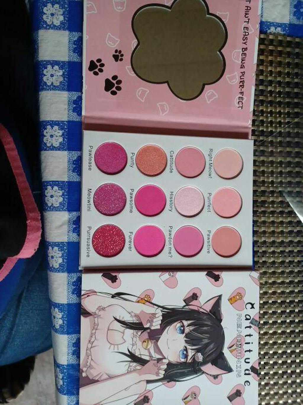 Cattitude palette – Nekoyanin