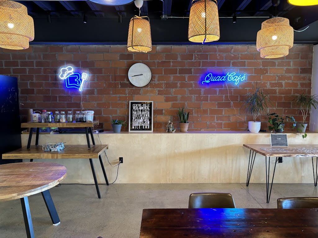 Custom LED Neon Signs| Vibrant neon lighting by Neonific – Neonific.com