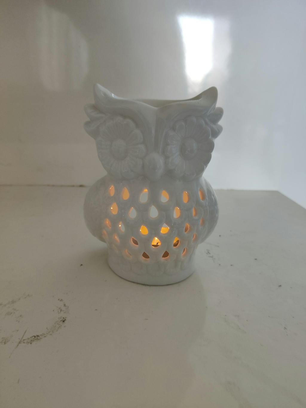 White Ceramic Diffuser Online - Premium Diffuser | Nestasia