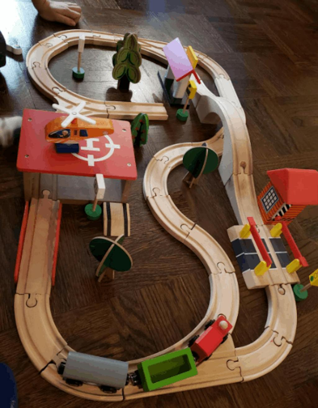 NESTA TOYS - Wooden Train Track Toy Set with Vehicles (69 Pcs) | Car ...