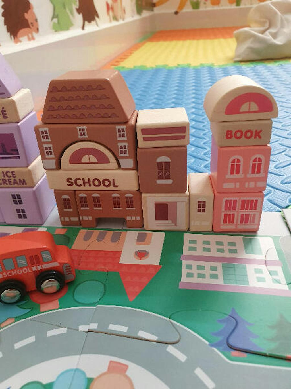 NESTA TOYS - Wooden City Building Blocks Toy | Educational Toys for Kids