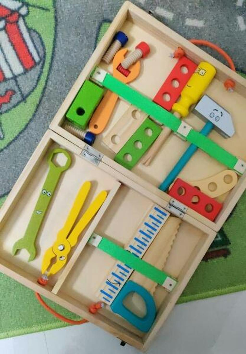 Wooden Tool Kit Toy with Tool Box (36 Pcs) – NESTA TOYS
