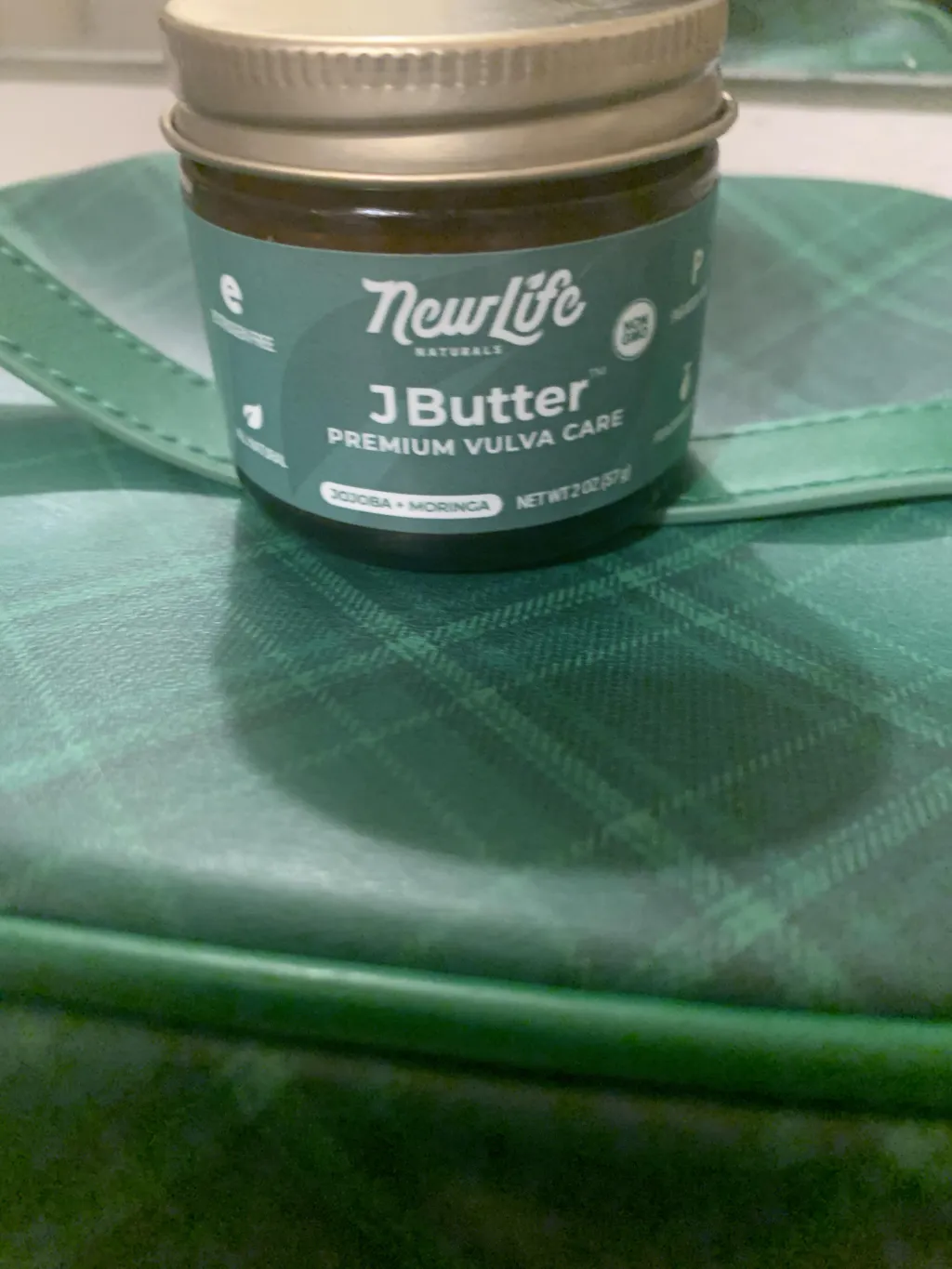 Vulva Moisturizer Butter | Jojoba & Moringa | NewLife Naturals