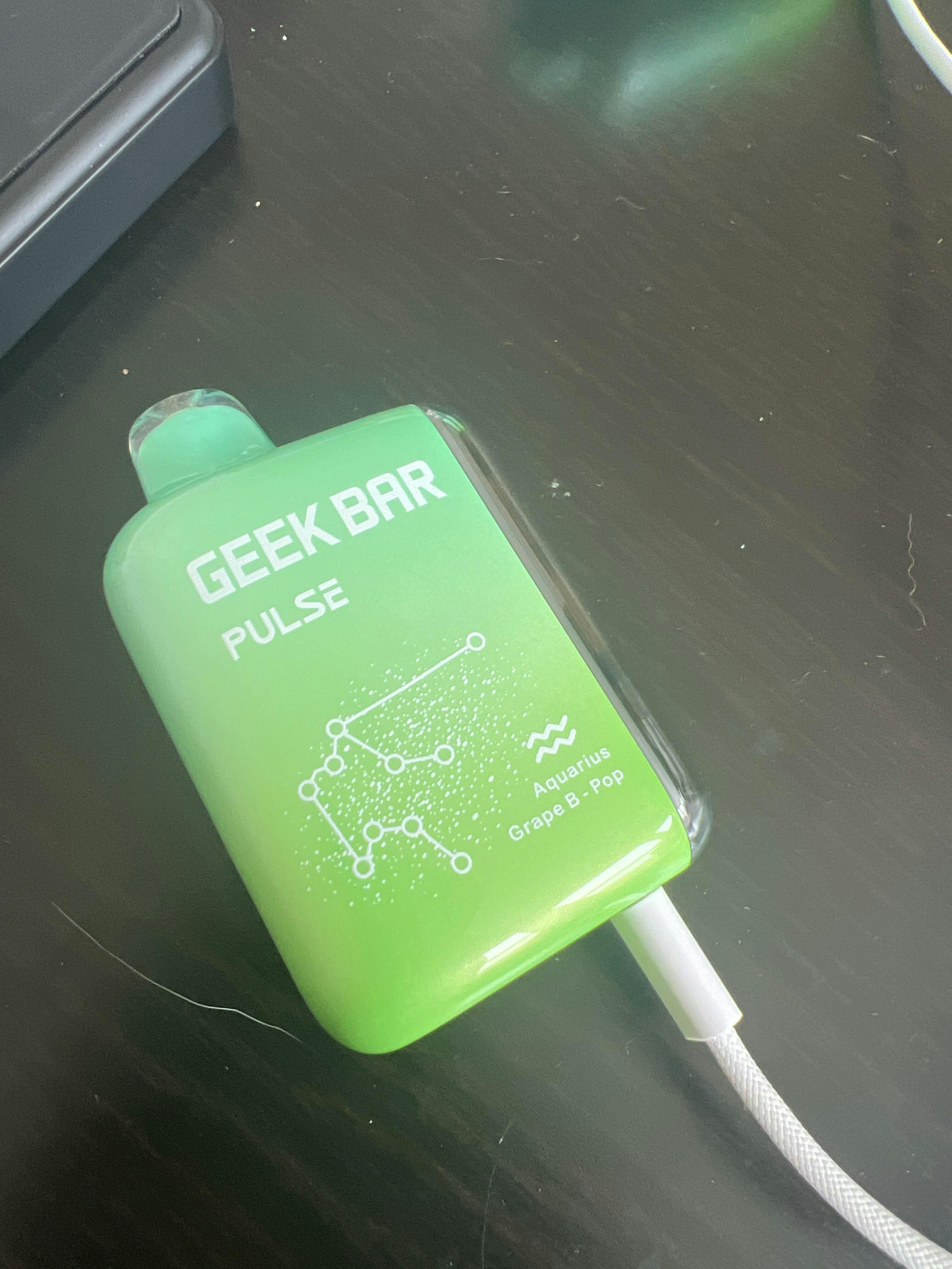 Clear Sapphire RAZ DC25000 Disposable Vape - Nexus Smoke