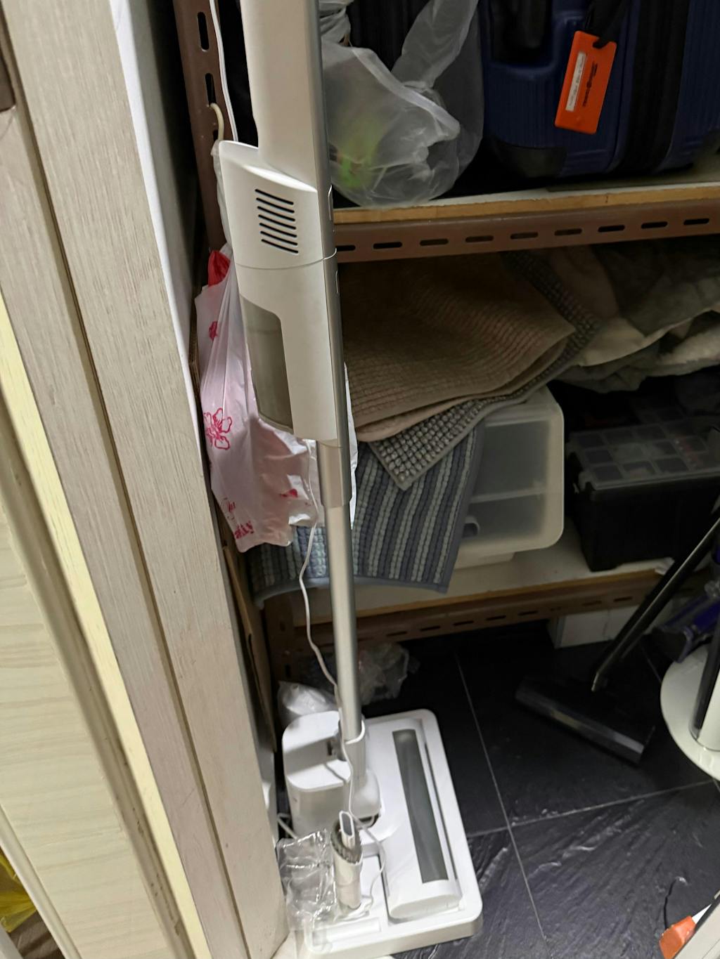 NNIO Mini Wonder Helper Multi-Functional Vacuum Cleaner (N0680MVC)