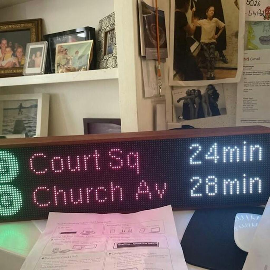 NYC Realtime Subway Clock, Never Miss Your Train - NookWoodworking