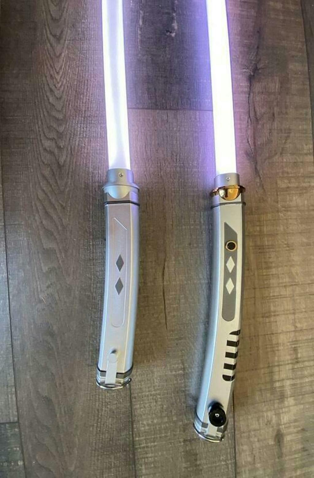 Ahsoka Tano Lightsaber | White lightsaber