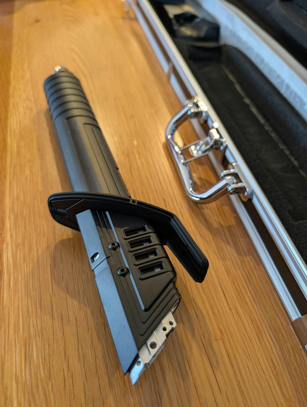 セキロ | カタナライトセーバー