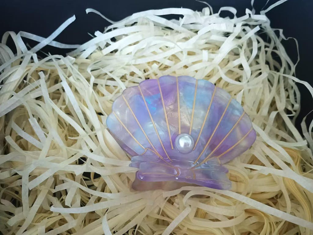 Medium Scallop Shell Hair Claw Clips丨NueShiny -ocean series