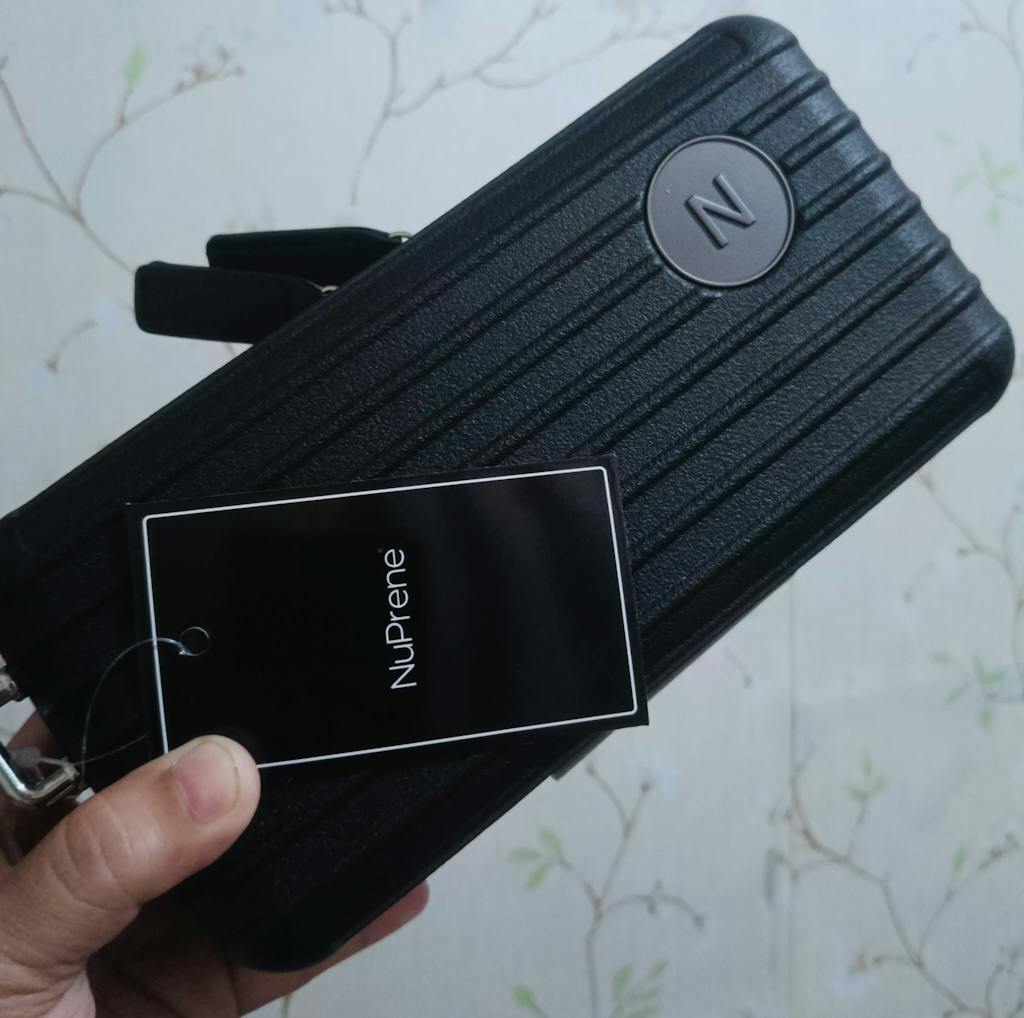 Lucca Mini Travel Bag in Black | NuPrene Philippines – NuPrene.co