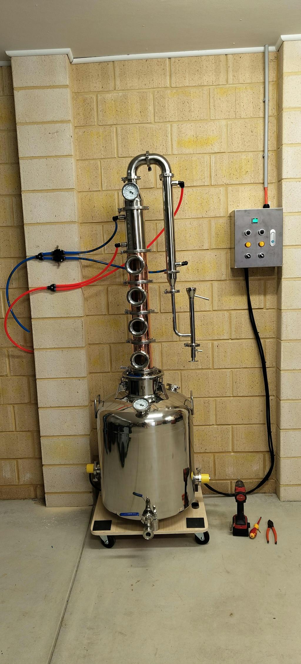 100Lt 4 inch Vodka Gin Alcohol Copper Reflux Still / Flute Column Stil ...