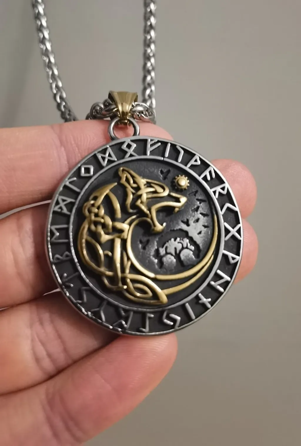 Fenrir Wolf Viking Necklace - Odin's Treasures