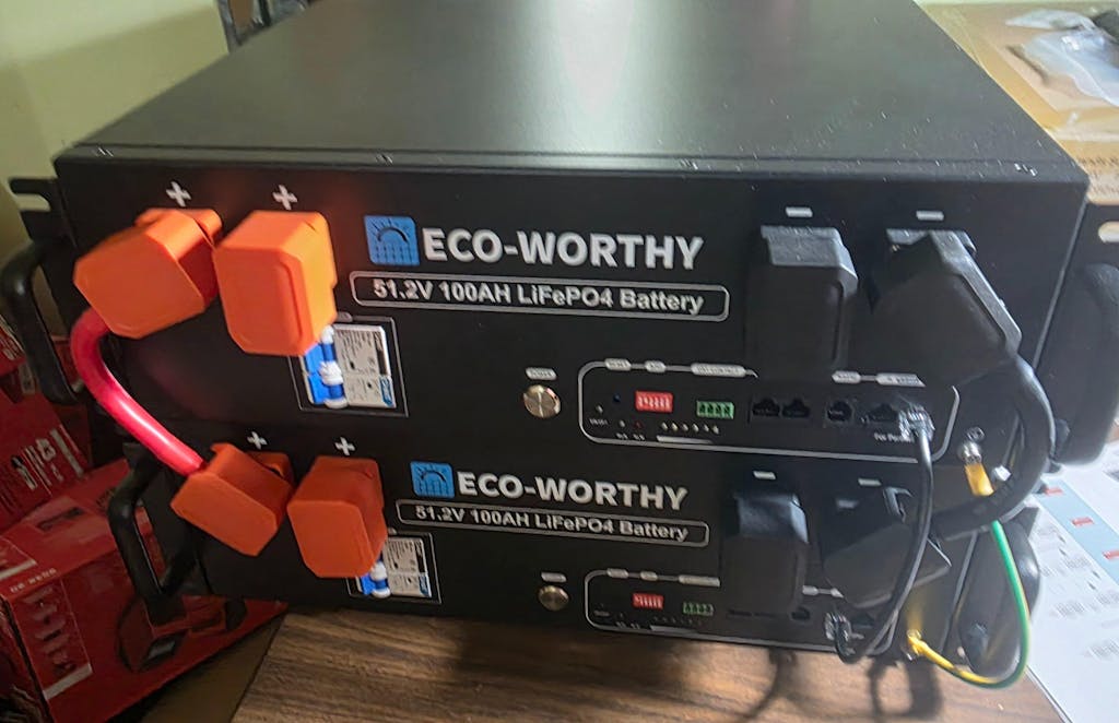 Pecron E1500LFP 2200W 1536Wh Expandable Portable Power Station — Off ...