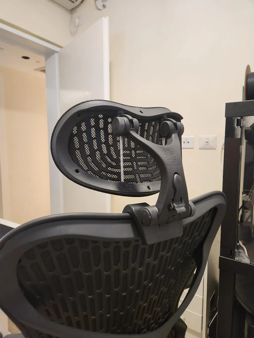 Mirra 2 Headrests | Herman Miller Mirra 2 Chair Headrests