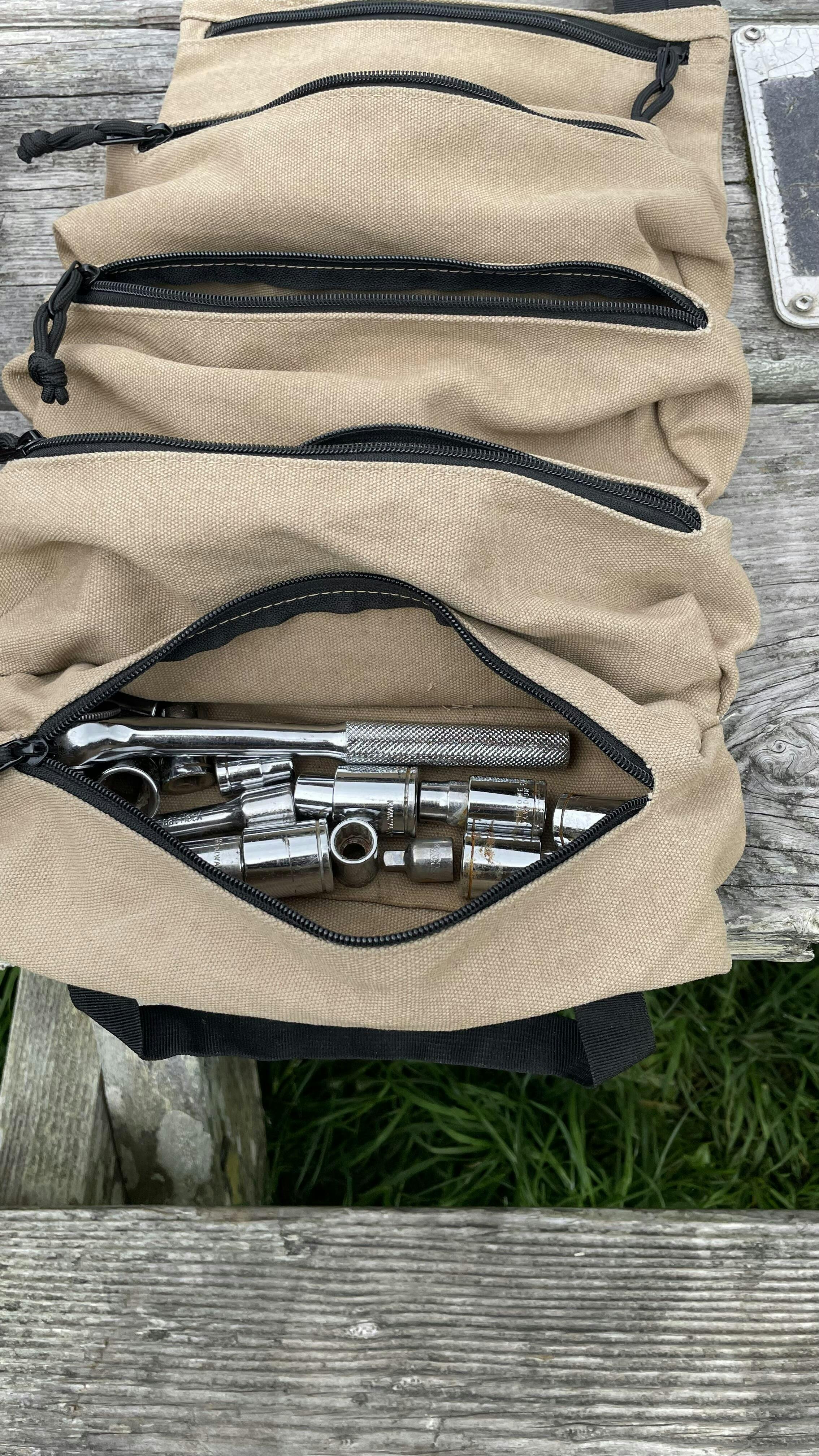 Legacy Tool Roll – Official Tool Roll