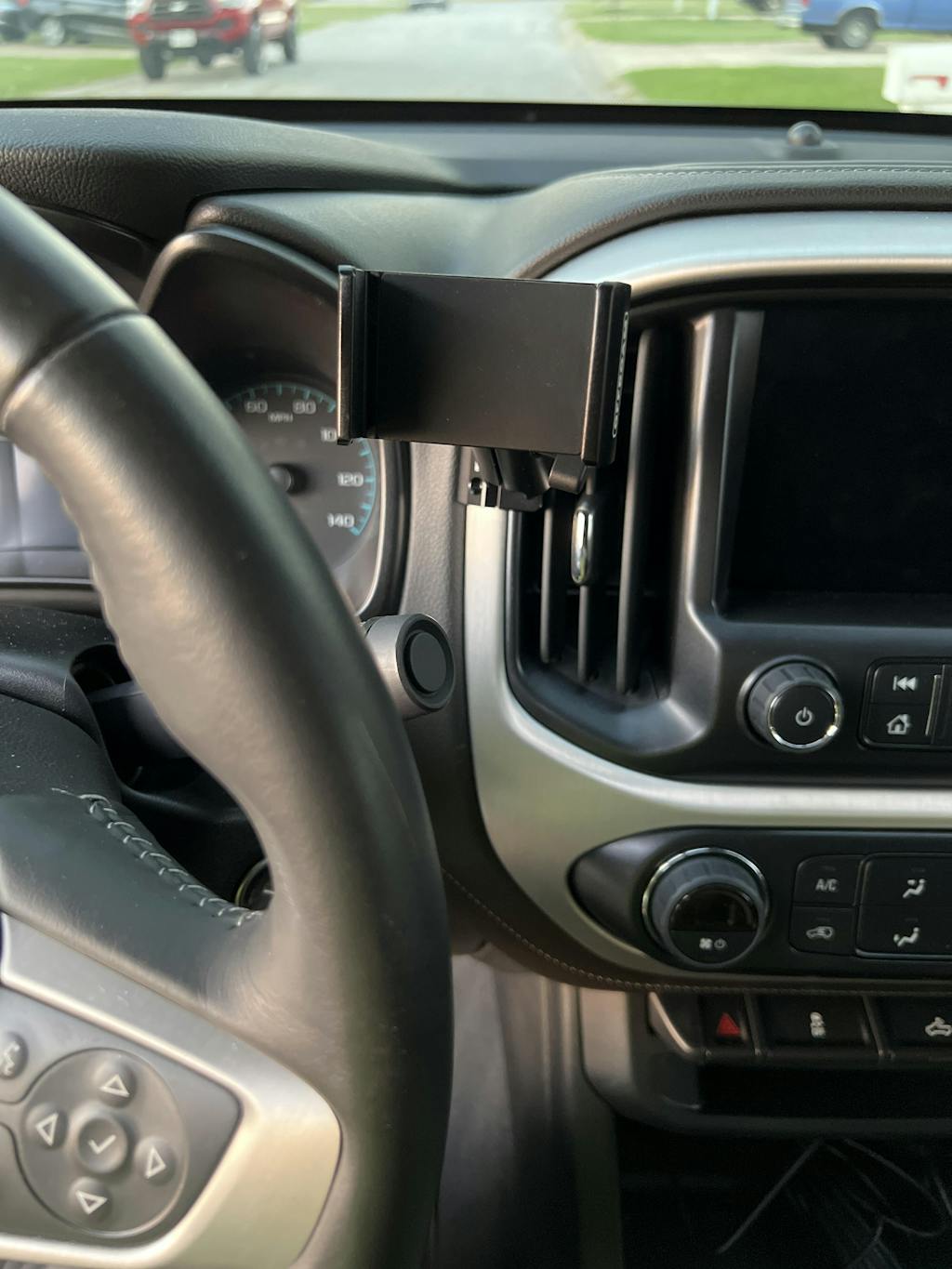 2015-2022 Chevy Colorado | GMC Canyon Phone Mount | Offroam