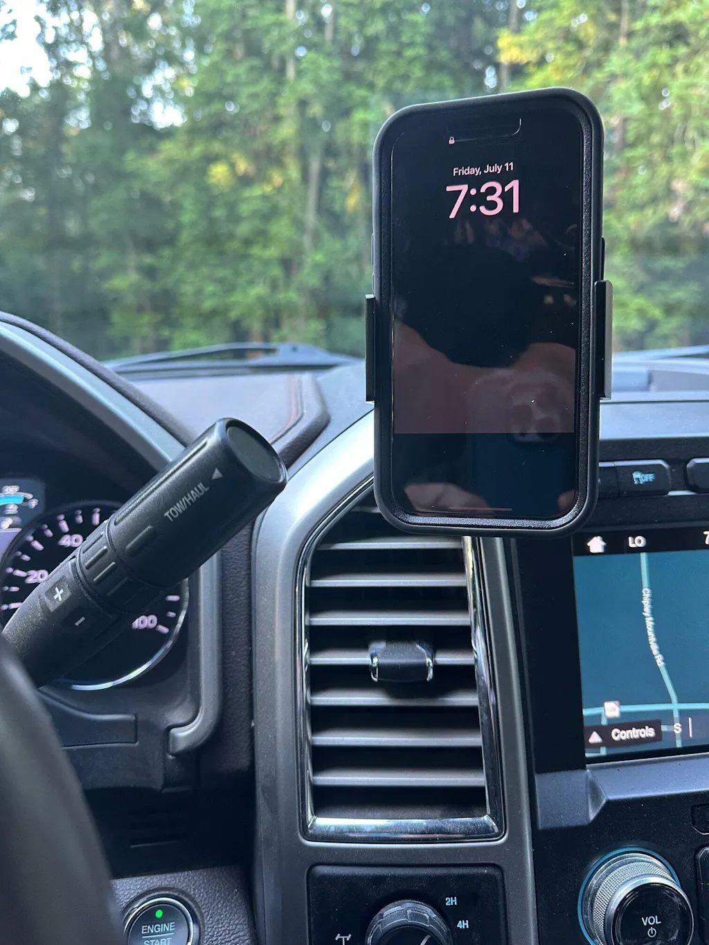 2015-2020 Ford F-150 | 2018-2021 Expedition Phone Mount – OFFROAM