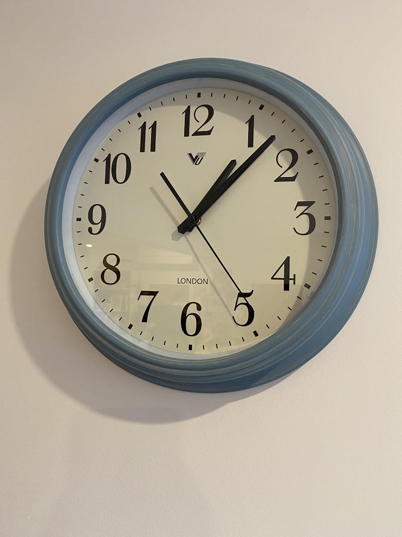 Buy One Six Eight London Katelyn Metal Wall Clock White 40cm – Oh Clocks