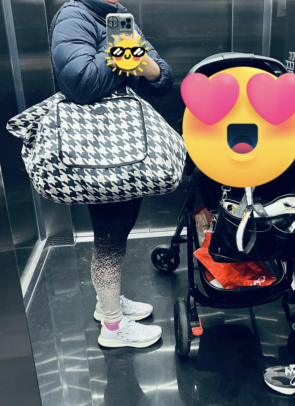 Fold-Up Tropical Tote - Convenient and Stylish Accessory — OiOi