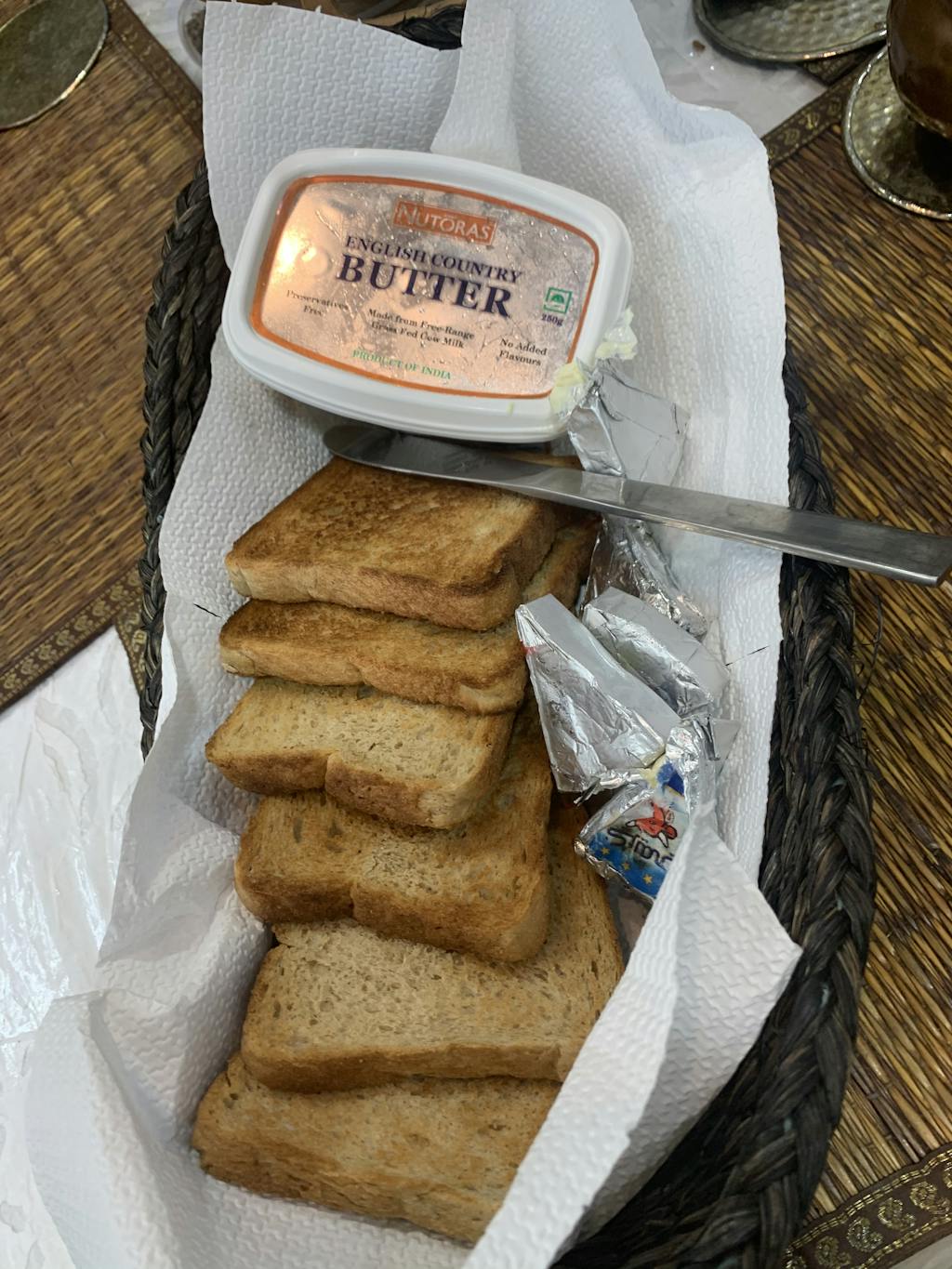 Kadam Haat Handmade Sabai Grass Bread Basket - Large (Black) – Okhaistore