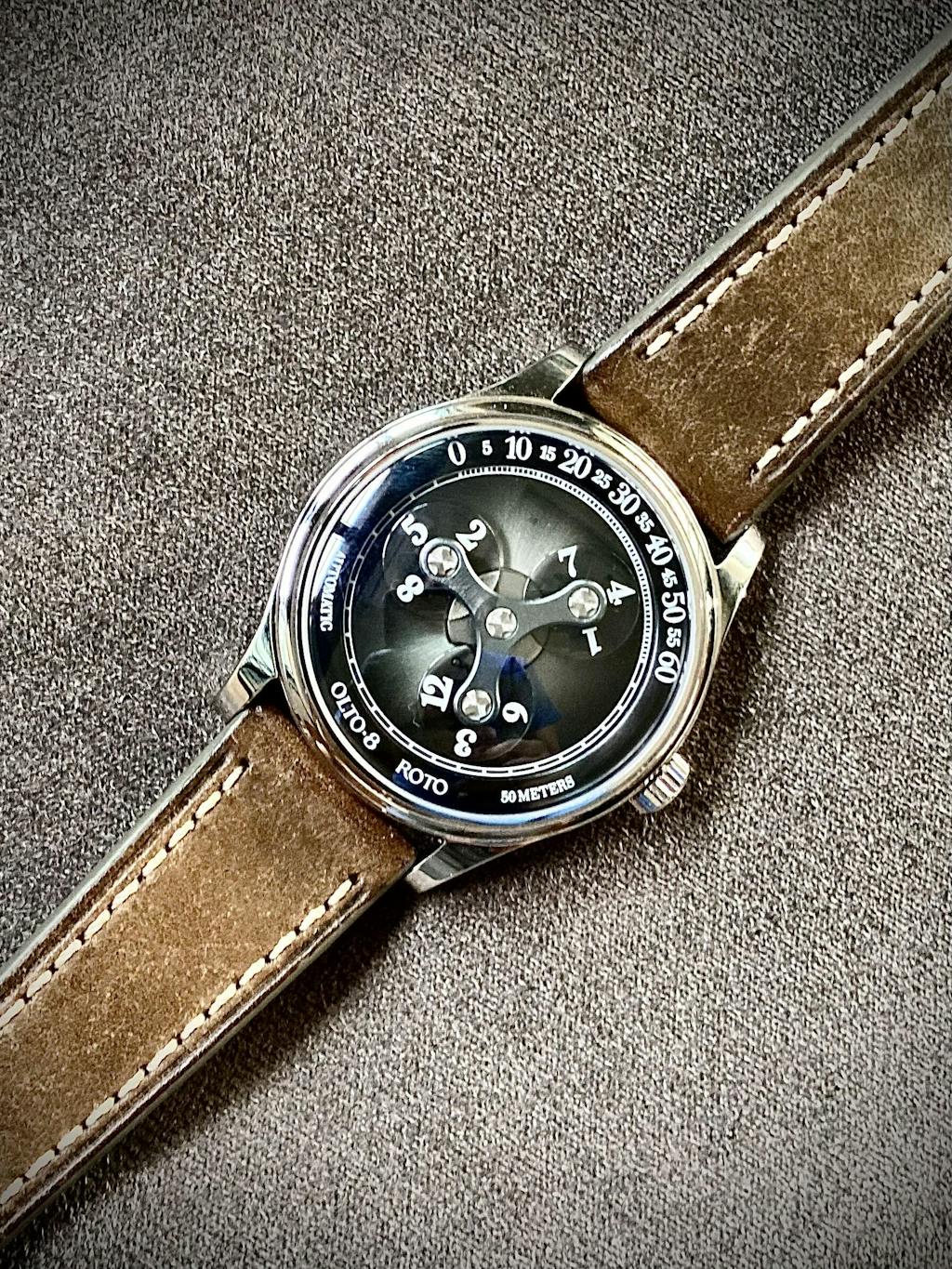 OLTO-8 ROTO Wandering Hour Automatic Watch Midnight Black – OLTO-8 WATCHES