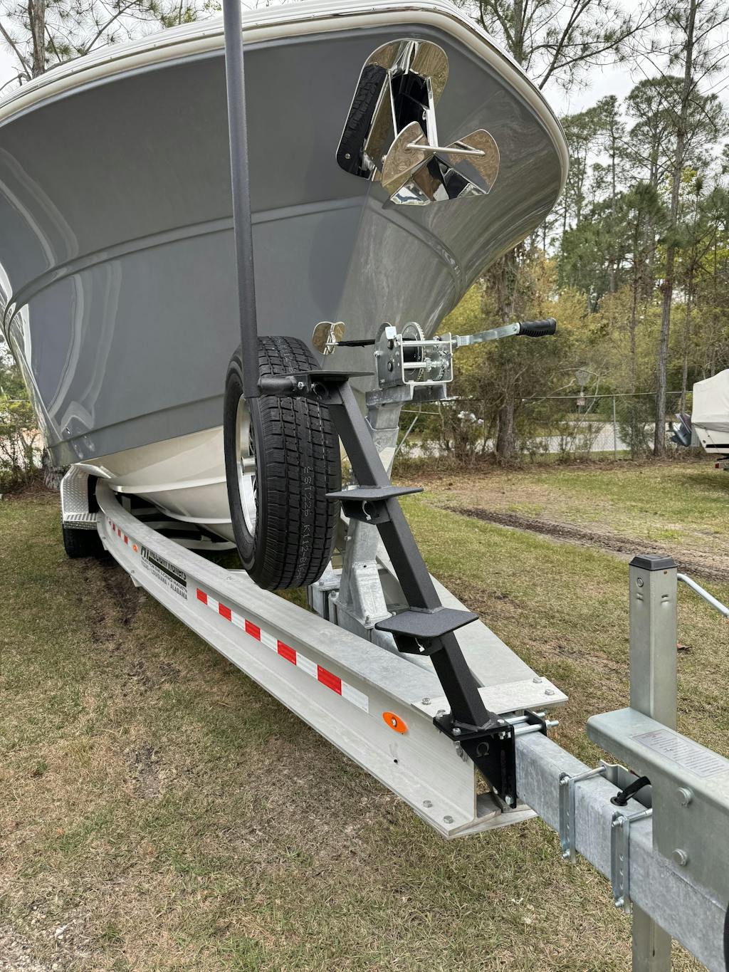 Deep "V" – Omega Boat Step