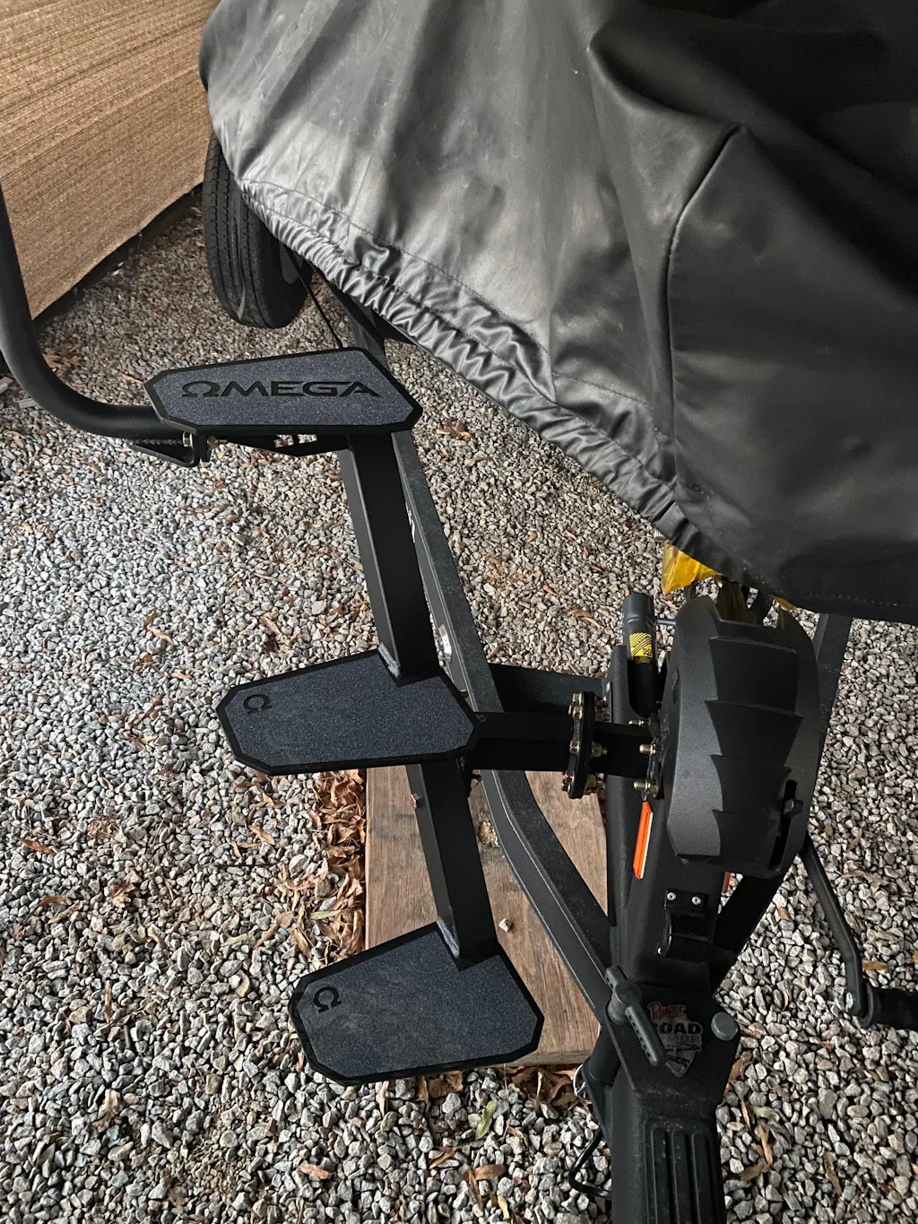 XL Winch-Mount Boat Trailer Step 450lb Rated, Omega Boat Trailer Step ...