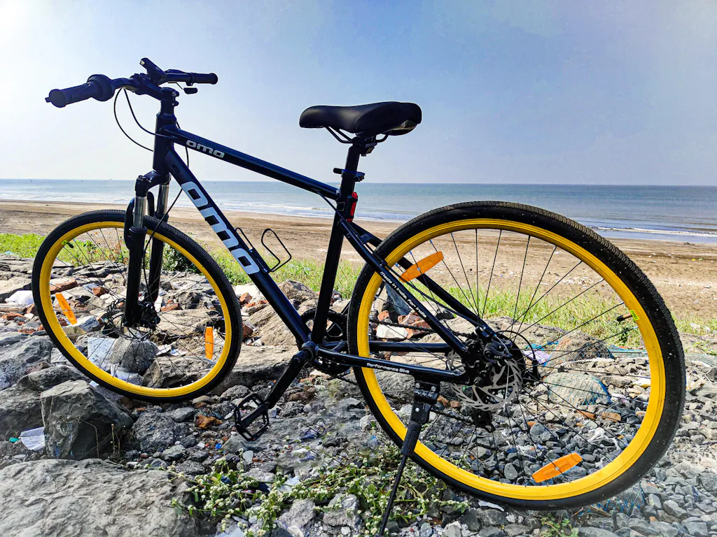 Ladakh Ace Hybrid Cycle , Alloy frame 7 & 21 Shimano Gear- Omobikes ...