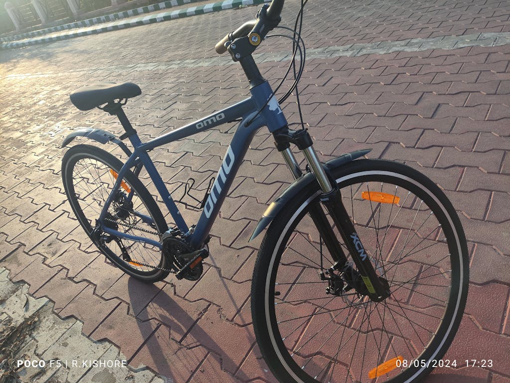 Customised Alloy Frame 700C Hybrid Bikes for Men & Women with Gear ...